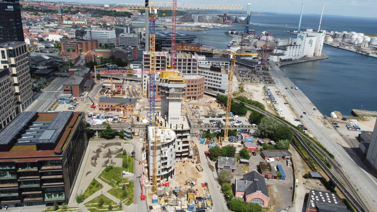 TRÆ, Aarhus C | KOM